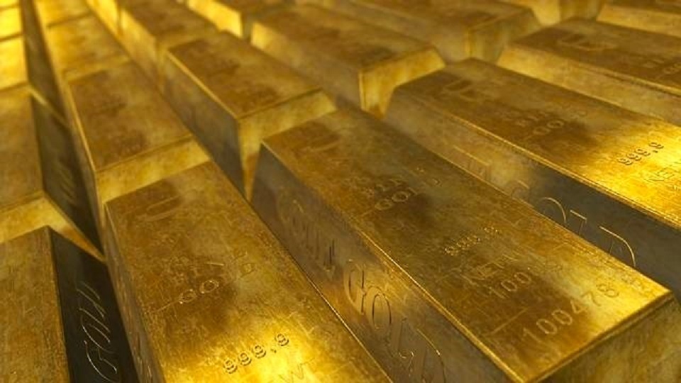Gold price hits new record high as trade tensions escalate