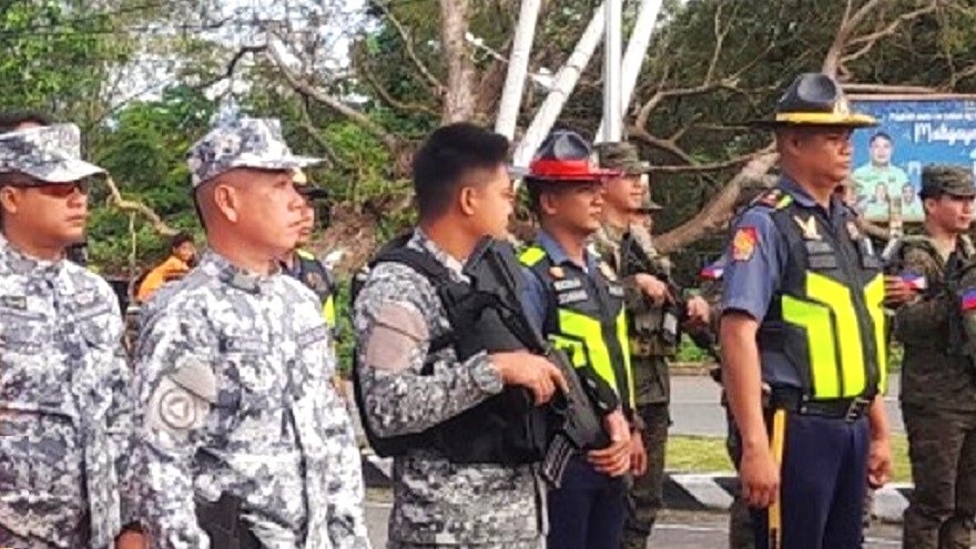 Over 1,000 police, security forces to run Comelec checkpoints in Aurora ...