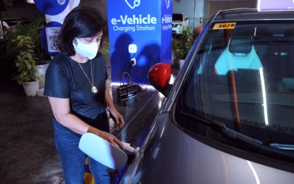 DOE to boost EV charging network with new regulations and public ...