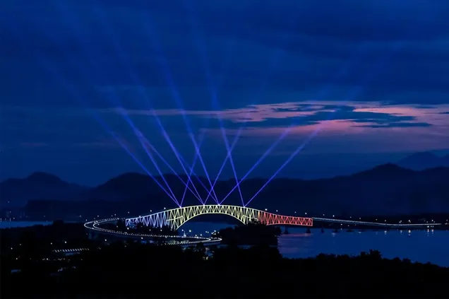 San Juanico Bridge deemed unsafe; DPWH limits load to 3 tons