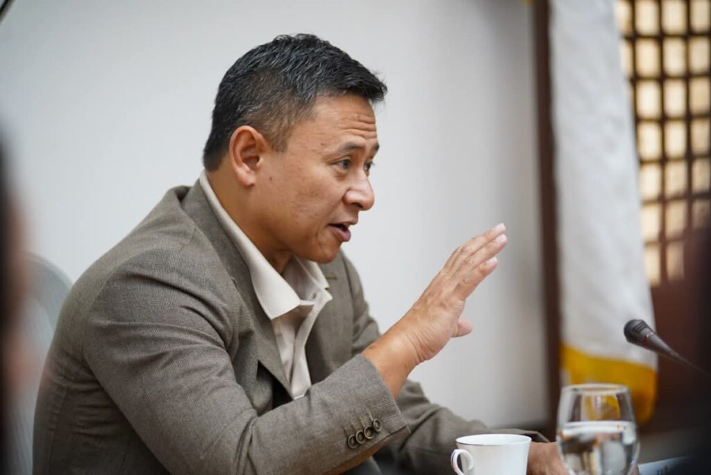 DepEd lauds teachers, school staff for service during 2025 elections