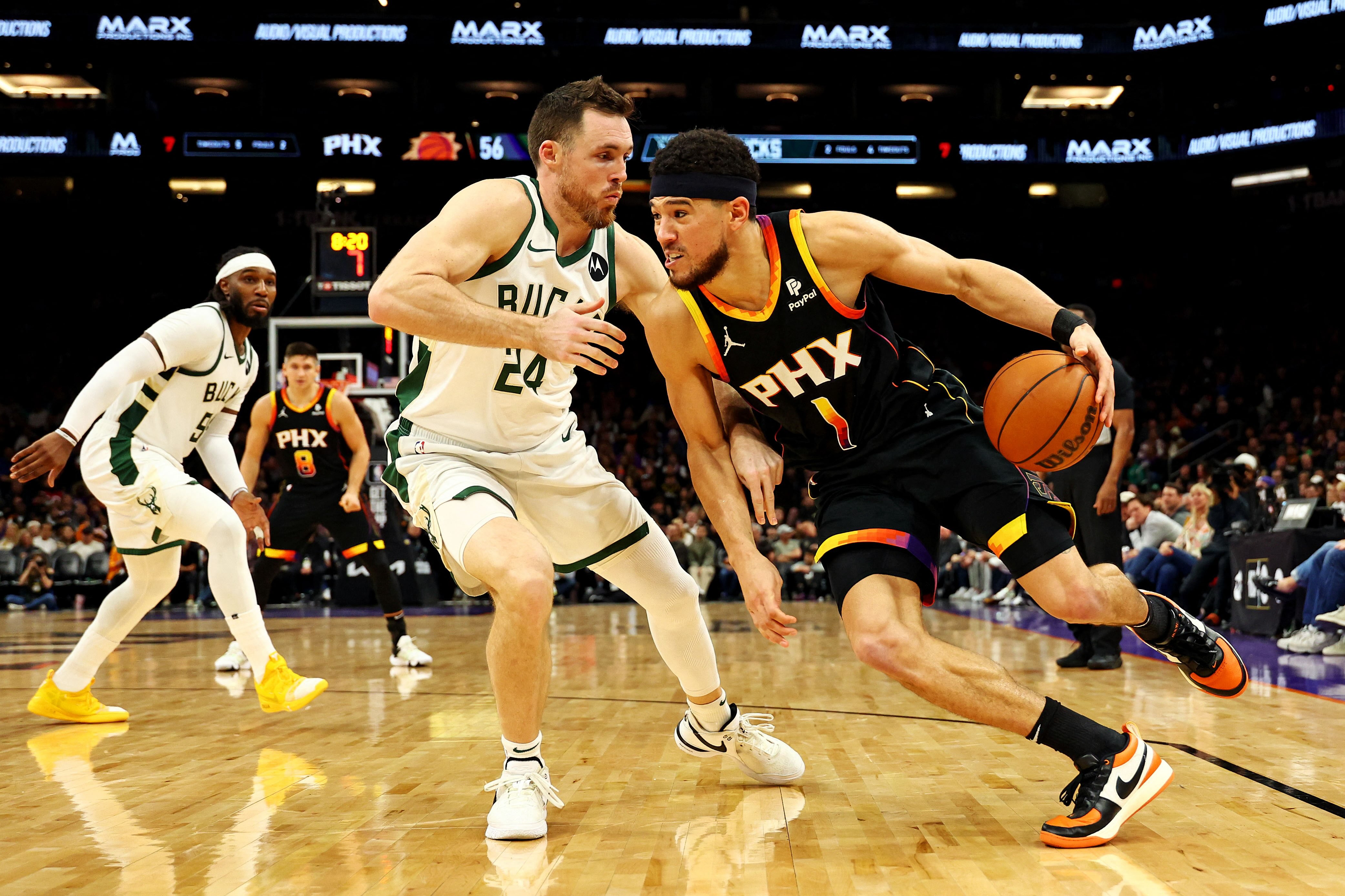 Pat Connaughton Exercises Player Option for 2025-26 Season with Bucks