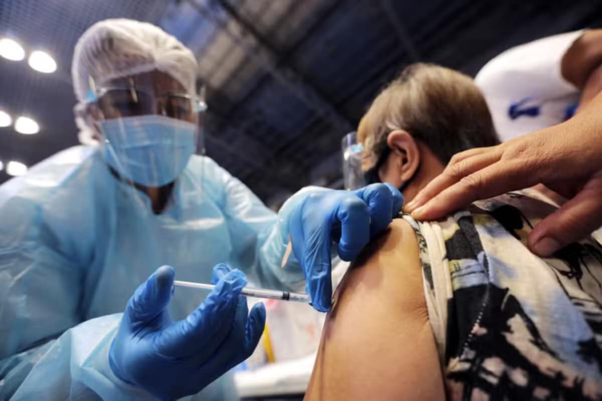 PCG’s First Female Pilot Promoted to Commodore – The Daily Chronicle