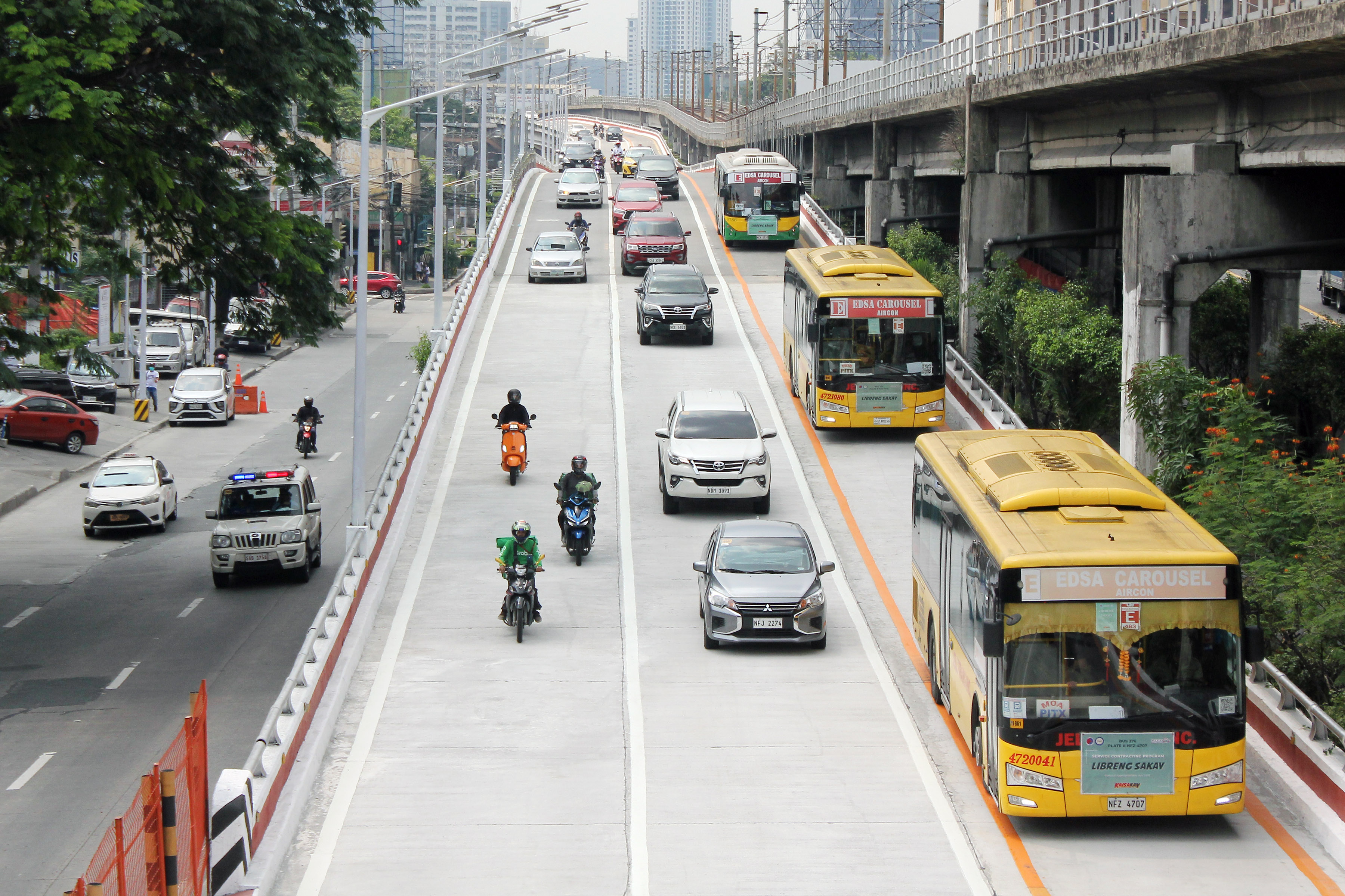 Magnolia Hotshots aim for victory against Converge FiberXers
