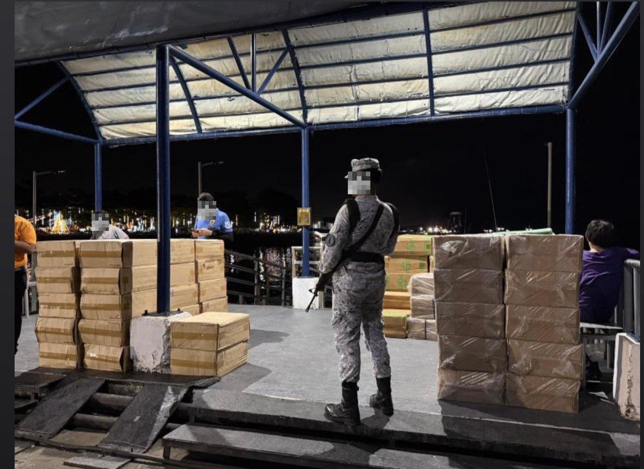 20 Fishermen rescued after boat sinks off Basilan