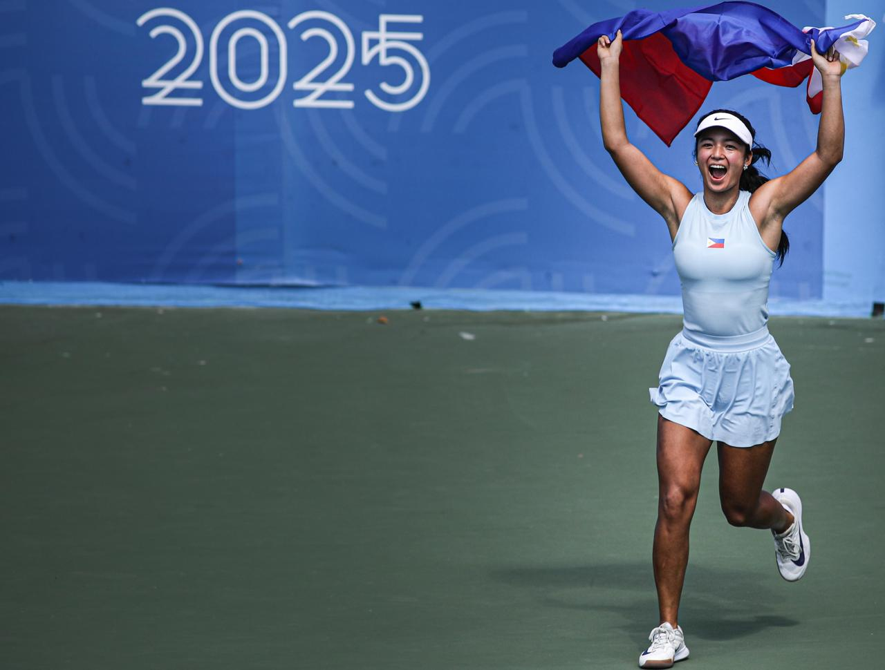 Alex Eala crowns a golden year as Philippine sports finds its defining ...