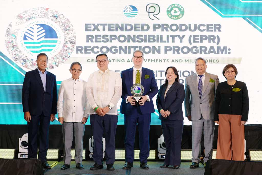 DENR recognizes SM Group’s integrated strategy to curb plastic waste ...